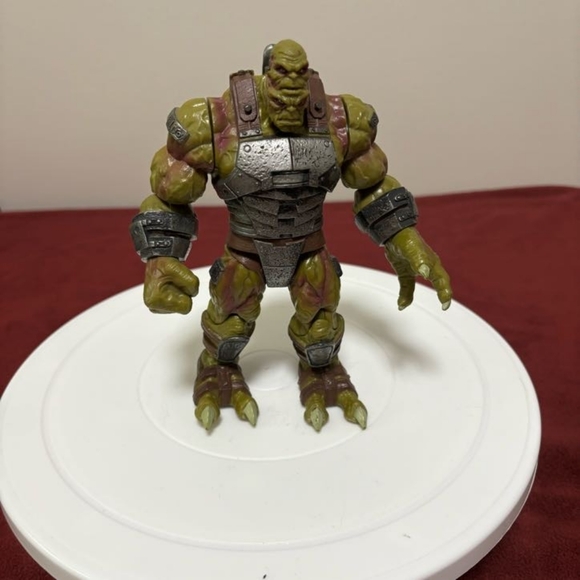 Hasbro | Toys | Marvel Legends Incredible Hulk Movie Series Bibeast ...